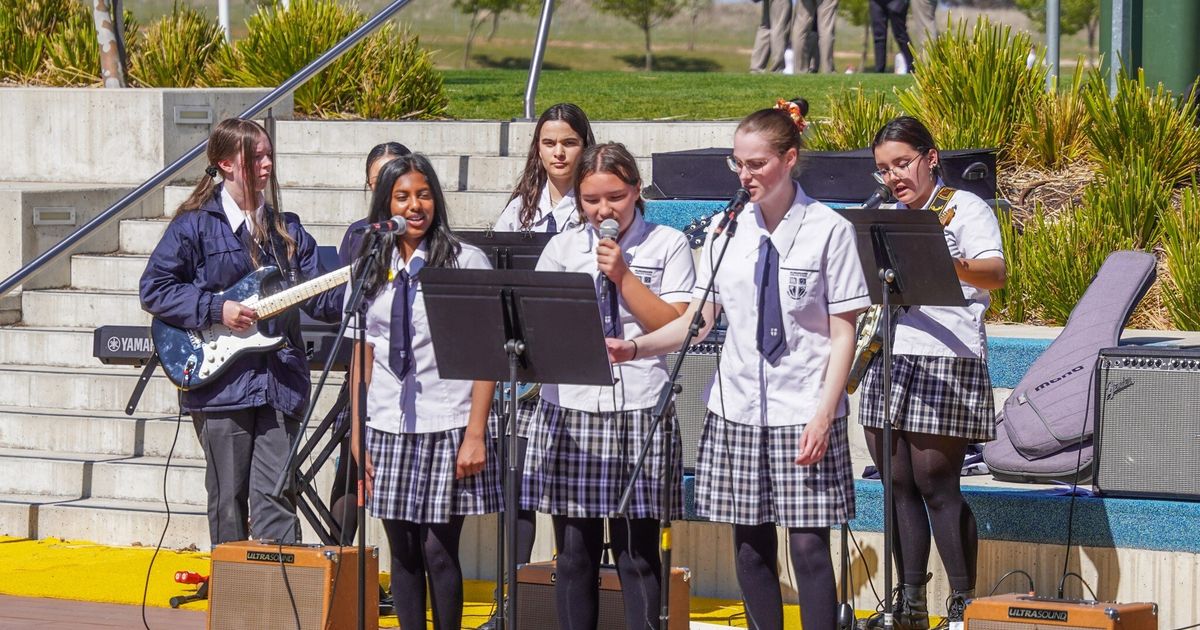 Senior School Students Lead R U OK Day Activities - Burgmann Anglican ...