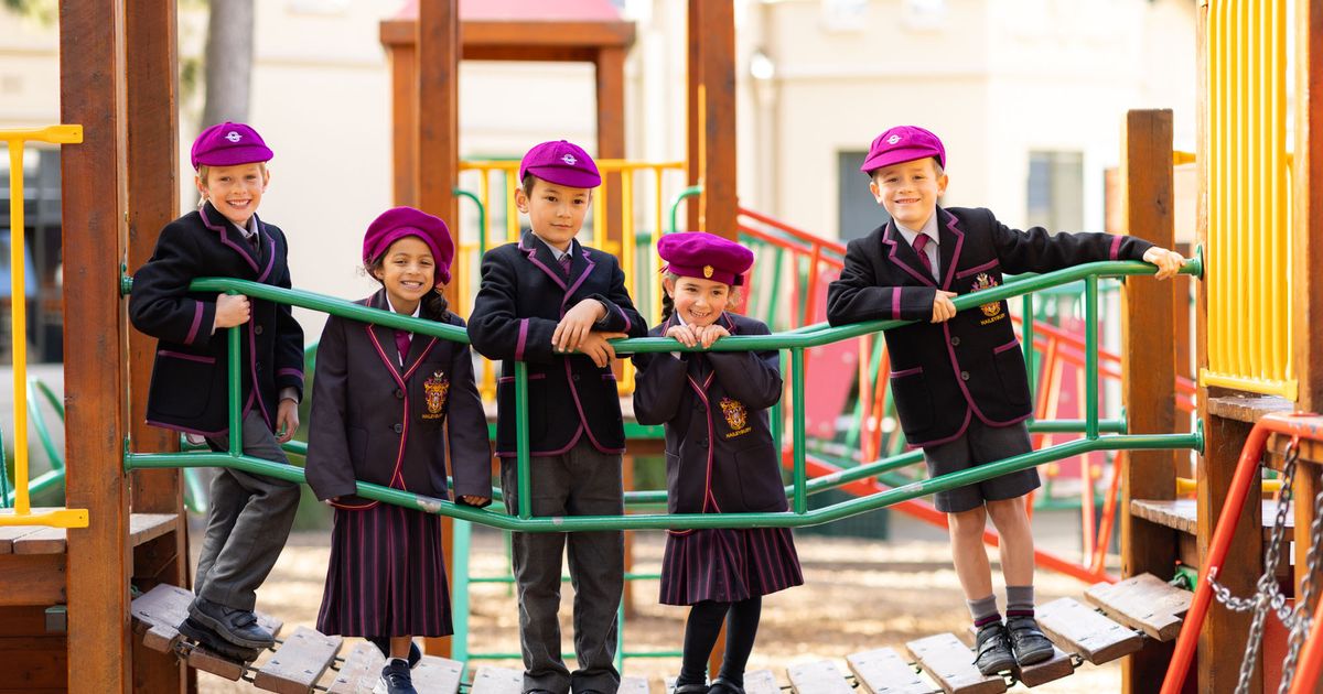 Issue 03 - Haileybury