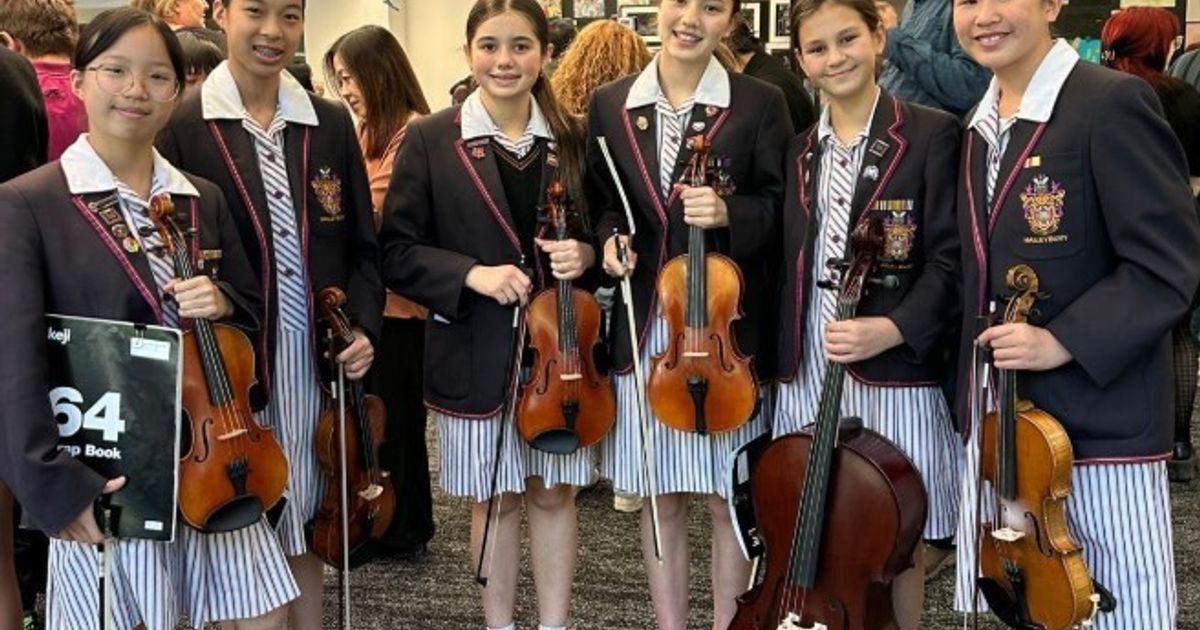 City - Issue 11 - Haileybury