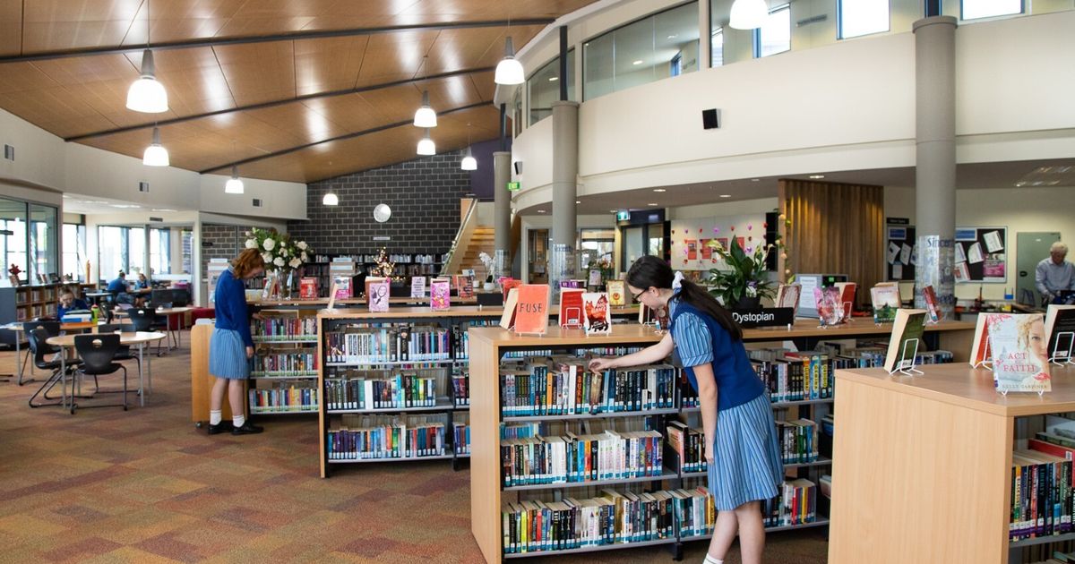 Library & Student Careers Services | Loreto College Ballarat