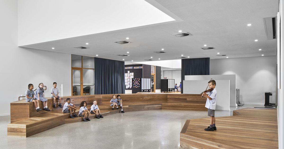 School Tours Melbourne | Overnewton Anglican Community College