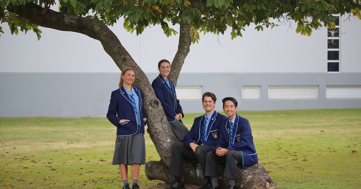 Farewell 2024 College Captains - Redeemer Lutheran College