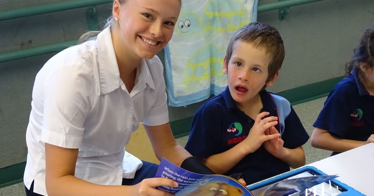 Revelling in Reading to Mudgee Kids | Somerset College