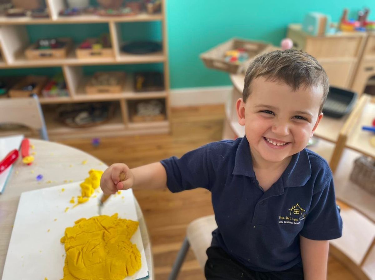 The Yellow Cottage - Scone Grammar School