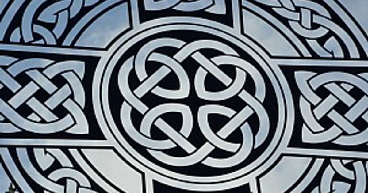 Girls' School New Celtic Cross - Saint Kentigern Organisation