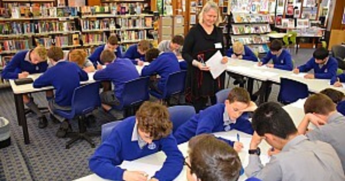 Poet Amanda Eason Visits the College - Saint Kentigern Organisation